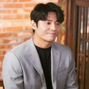 Kim Joo-hun Birthday, Real Name, Age, Weight, Height, Family, Facts ...