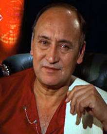 Victor Banerjee Birthday, Real Name, Age, Weight, Height, Family, Facts ...