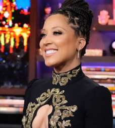 Robin Thede Birthday, Real Name, Age, Weight, Height, Family, Facts ...