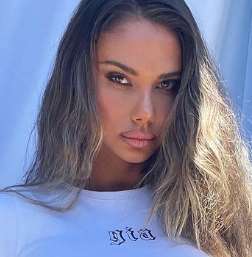 Sahara Ray Birthday, Real Name, Age, Weight, Height, Family, Facts ...