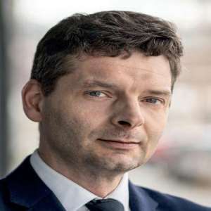 Petr Simcak Birthday, Real Name, Age, Weight, Height, Family, Facts ...