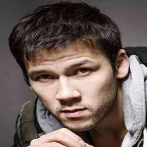 Max Huang Birthday, Real Name, Age, Weight, Height, Family, Facts ...