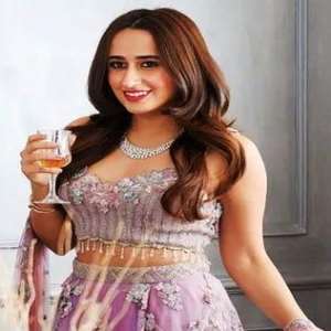 Natasha Dalal Birthday, Real Name, Age, Weight, Height, Family, Facts ...