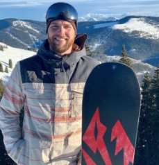 Cody Jones Birthday, Real Name, Age, Weight, Height, Family, Facts ...