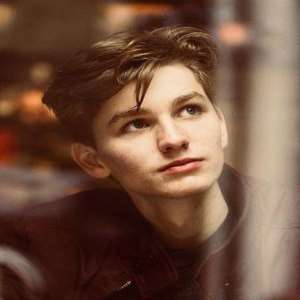 Joshua Shea Birthday, Real Name, Age, Weight, Height, Family, Facts ...