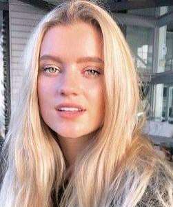 Mia Healey Birthday, Real Name, Age, Weight, Height, Family, Facts ...