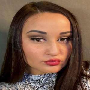 Jenna Clause Birthday, Real Name, Age, Weight, Height, Family, Facts ...