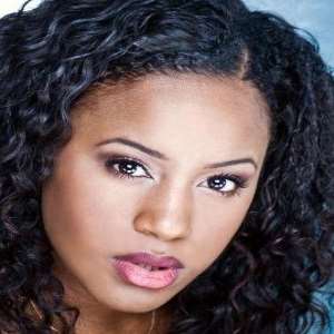 Asha Bromfield Birthday, Real Name, Age, Weight, Height, Family, Facts ...