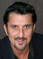 Ray Siegle Birthday, Real Name, Age, Weight, Height, Family, Facts ...