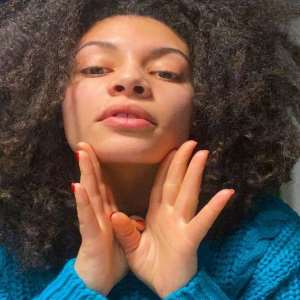 Kiah McKirnan Birthday, Real Name, Age, Weight, Height, Family, Facts ...