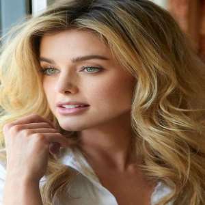 Ashley Newbrough Birthday, Real Name, Age, Weight, Height, Family ...