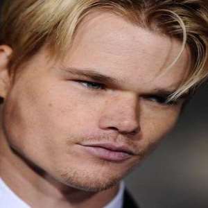 Brendan Miller Birthday, Real Name, Age, Weight, Height, Family, Facts ...