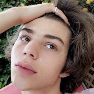 Ethan Matthews Birthday, Real Name, Age, Weight, Height, Family, Facts ...
