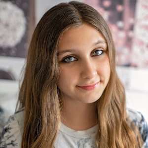 Mimi Land Birthday, Real Name, Age, Weight, Height, Family, Facts ...