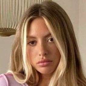 Pauline Tantot Birthday, Real Name, Age, Weight, Height, Family, Facts ...