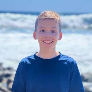 Chris FamilyFunPack Birthday, Real Name, Age, Weight, Height, Family ...