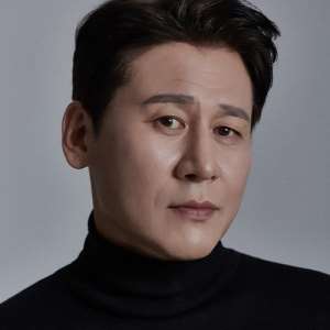 Lee Jeong heon Birthday, Real Name, Age, Weight, Height, Family, Facts ...