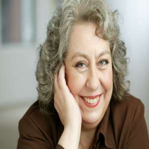Jayne Houdyshell Birthday, Real Name, Age, Weight, Height, Family ...
