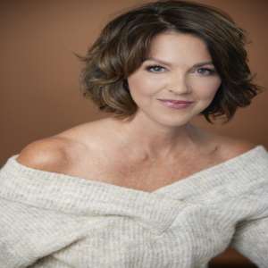 Whitney Goin Birthday, Real Name, Age, Weight, Height, Family, Facts ...