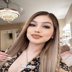 Melody Valadez Birthday, Real Name, Age, Weight, Height, Family, Facts ...