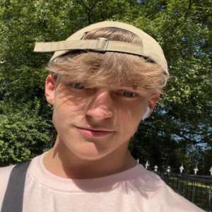 Benn White Birthday, Real Name, Age, Weight, Height, Family, Facts ...