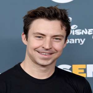 Brian Jordan Alvarez Birthday, Real Name, Age, Weight, Height, Family ...