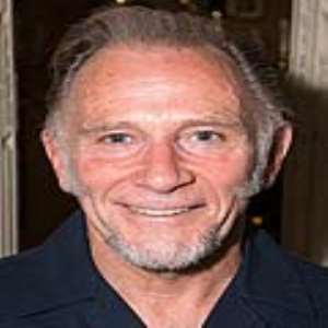 Danny Webb Birthday, Real Name, Age, Weight, Height, Family, Facts ...