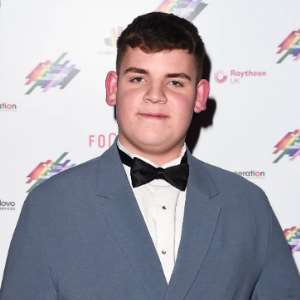 Tobie Donovan Birthday, Real Name, Age, Weight, Height, Family, Facts ...