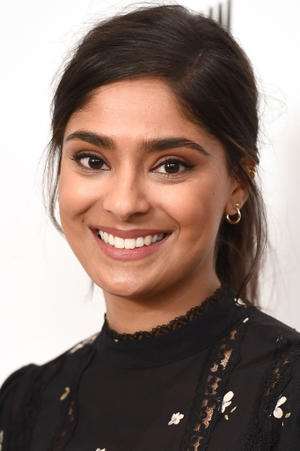 Dinita Gohil Birthday, Real Name, Age, Weight, Height, Family, Facts ...