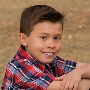 Mason Wallace Birthday, Real Name, Age, Weight, Height, Family, Facts ...