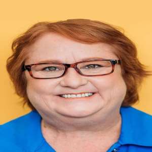 Maile Flanagan Birthday, Real Name, Age, Weight, Height, Family, Facts ...