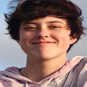 Raegan Beast Bio & More - Notednames