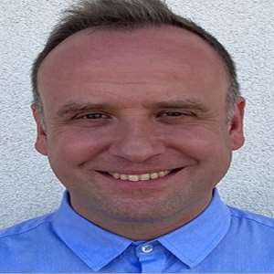 Aleksander Janiszewski Birthday, Real Name, Age, Weight, Height, Family ...