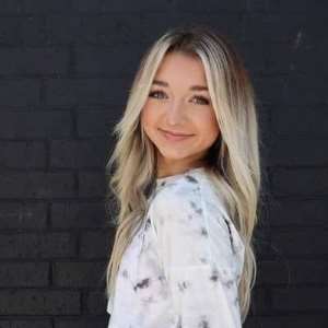 Addi Shaw Birthday, Real Name, Age, Weight, Height, Family, Facts ...