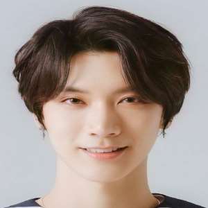 Ten (Singer) Birthday, Real Name, Age, Weight, Height, Family, Facts ...