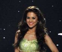 Sana Saeed Birthday, Real Name, Age, Weight, Height, Family, Facts ...