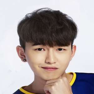 Korn Kong Birthday, Real Name, Age, Weight, Height, Family, Facts ...