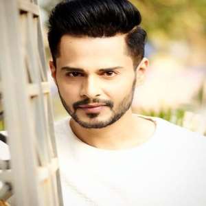 Shardul Pandit Birthday, Real Name, Age, Weight, Height, Family, Facts ...