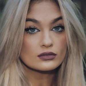 Claudia Conway Birthday, Real Name, Age, Weight, Height, Family, Facts ...