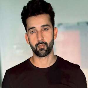 Rajveer Singh Birthday, Real Name, Age, Weight, Height, Family, Facts ...