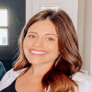 Ashley Petta Birthday, Real Name, Age, Weight, Height, Family, Facts ...