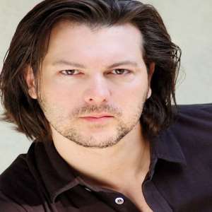 David Hayter Birthday, Real Name, Age, Weight, Height, Family, Facts ...