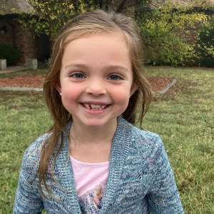 Ellie Small (TikTok Star) Birthday, Real Name, Age, Weight, Height ...