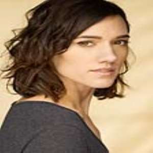 Helen Sadler Birthday, Real Name, Age, Weight, Height, Family, Facts ...