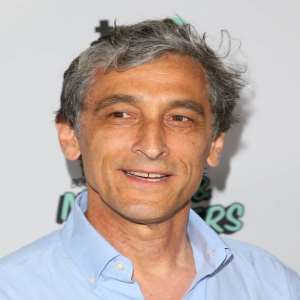 David Pasquesi Birthday, Real Name, Age, Weight, Height, Family, Facts ...