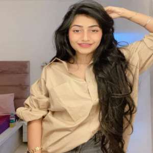 Dhanashree Verma Birthday, Real Name, Age, Weight, Height, Family ...
