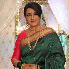 Usha Bachani Birthday, Real Name, Age, Weight, Height, Family, Facts ...
