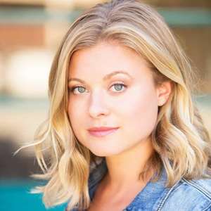 Bonnie Piesse Birthday, Real Name, Age, Weight, Height, Family, Facts ...