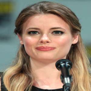 Gillian Jacobs Birthday, Real Name, Age, Weight, Height, Family, Facts ...