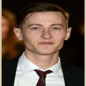 Luke Tittensor Birthday, Real Name, Age, Weight, Height, Family, Facts ...
